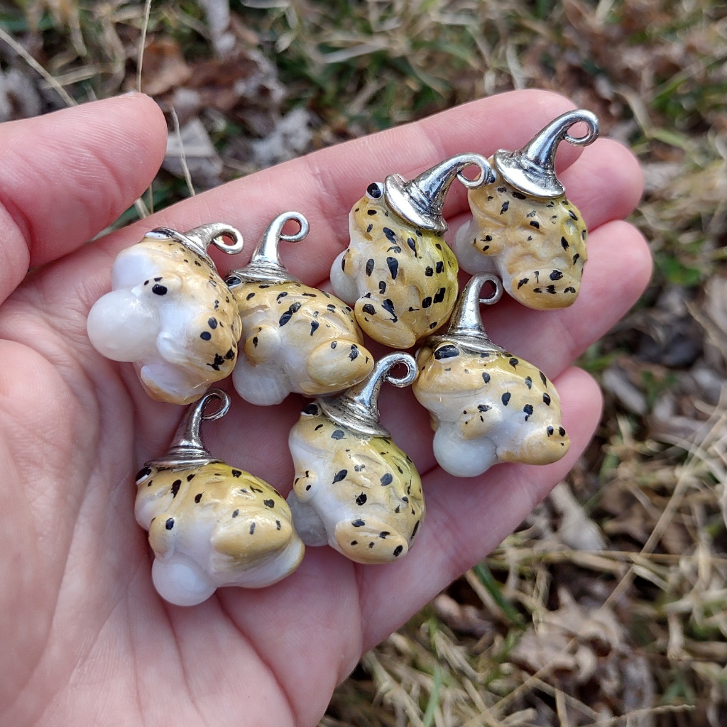 Fortune Toad – Gemstone Guardians